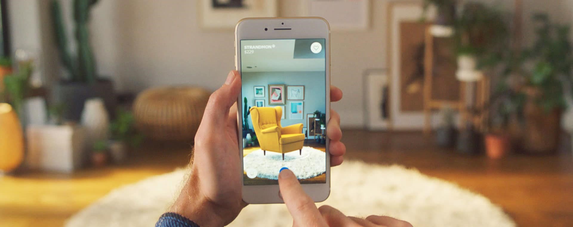 Improving Online Shopping Experience with Augmented Reality in Retail
